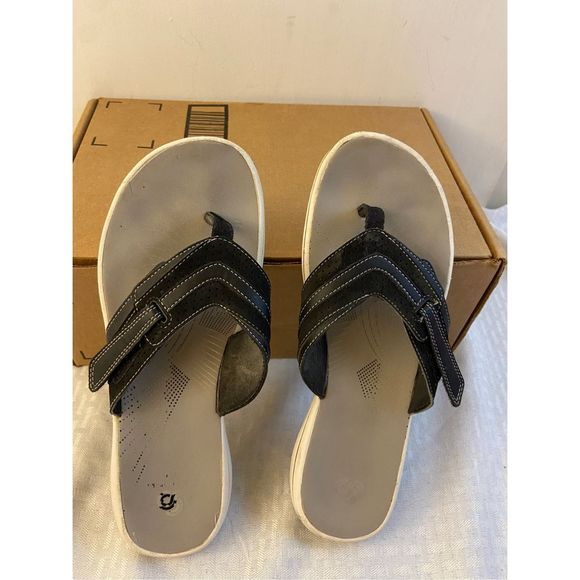 Clarks | Shoes | Clarks Cloud Stoppers 9 Flip Flop Sandals Black | Poshmark